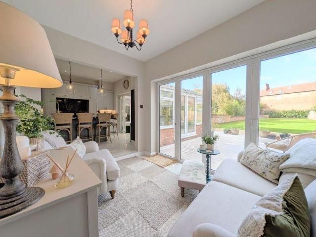 4 bedroom property to rent