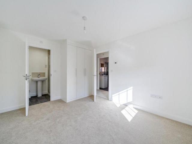 4 bedroom property to rent
