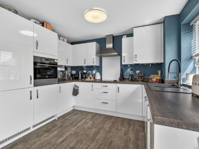 4 bedroom property to rent