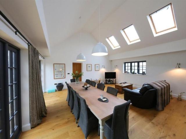 4 bedroom property to rent