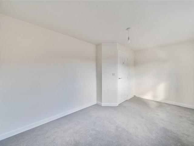 4 bedroom property to rent All Saints Road, Leicester, Leicestershire, LE3