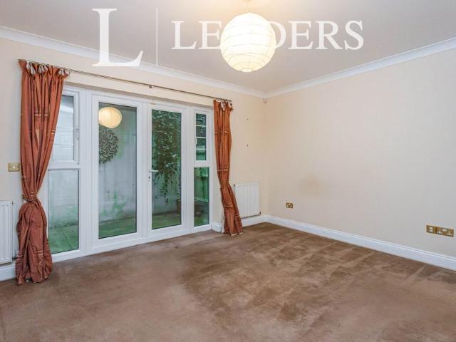 4 bedroom property to rent Cromwell Place, King Henrys Road, Lewes, BN7