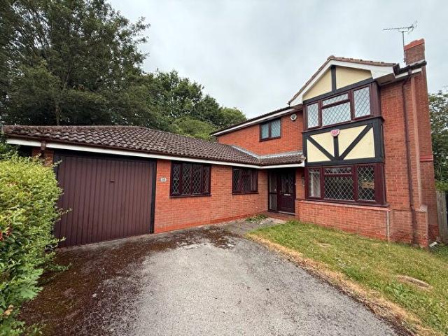 4 Bedroom Property To Rent In The Brambles, Lichfield, WS14