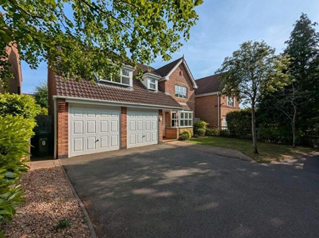 4 Bedroom Property To Rent In Whitehead Grove, Balsall Common, Coventry, CV7