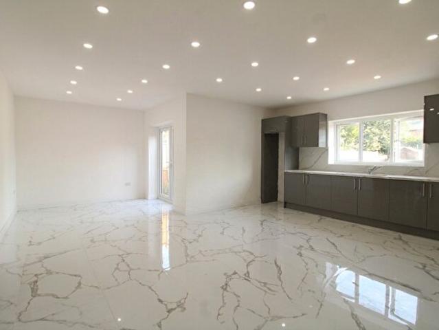 4 Bedroom Property To Rent In Baldwin Road, Leicester, LE2