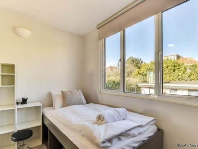 4 bedroom property to rent in Brighton