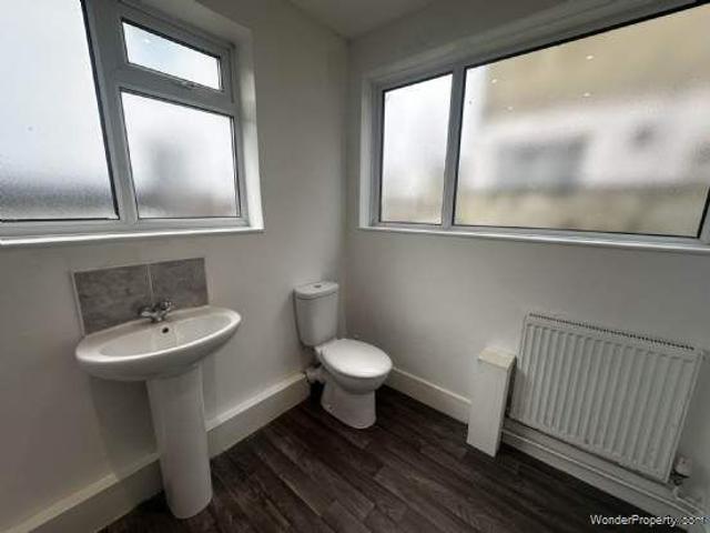 4 bedroom property to rent in Grimsby