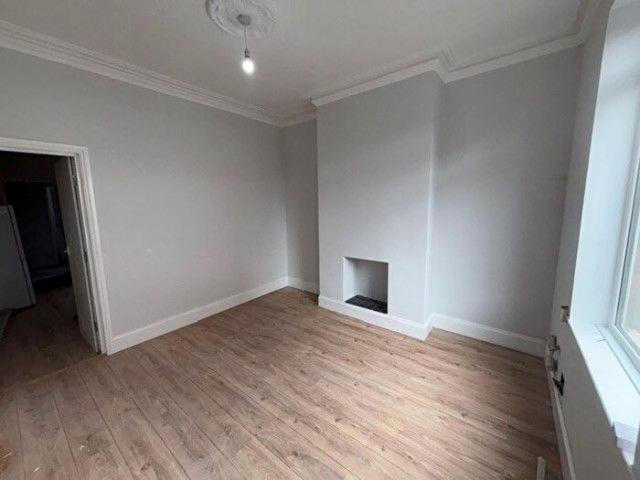 4 Bedroom Property To Rent In Hollis Street, Nottingham, NG7