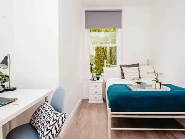 4 Bedroom Property To Rent In Lister Gate, City Centre, Nottingham, NG1