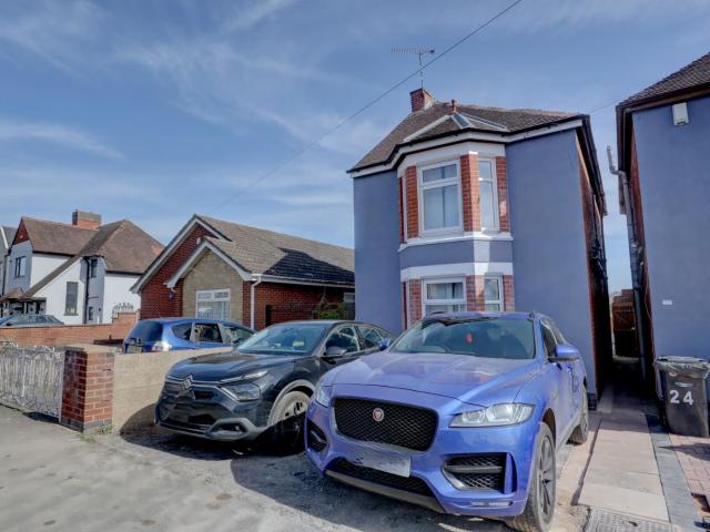 4 bedroom property to rent on Bermuda Road, Nuneaton