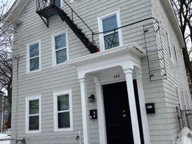 4 bedroom, Providence RI 02907 102157634
