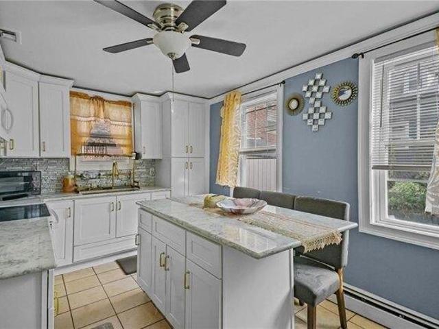 4 bedroom, Providence RI 02904 104758737