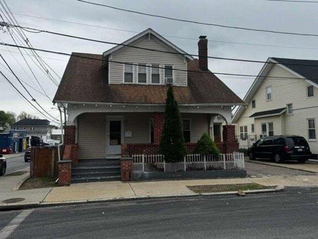 4 bedroom, Providence RI 02905 102155058