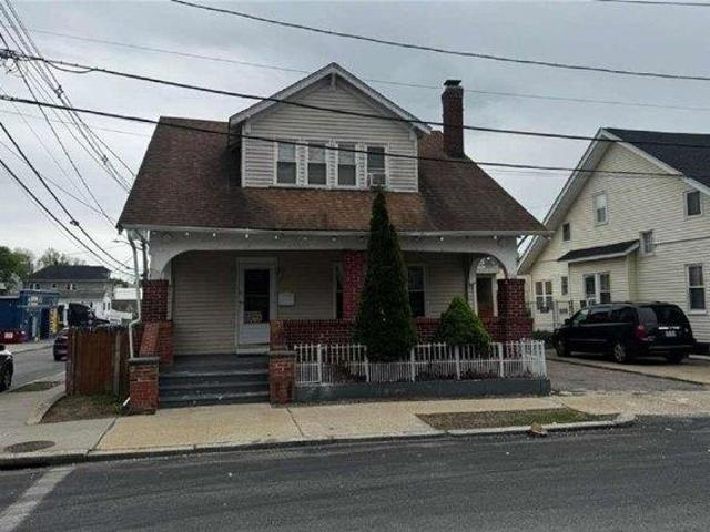 4 bedroom, Providence RI 02905 104692595