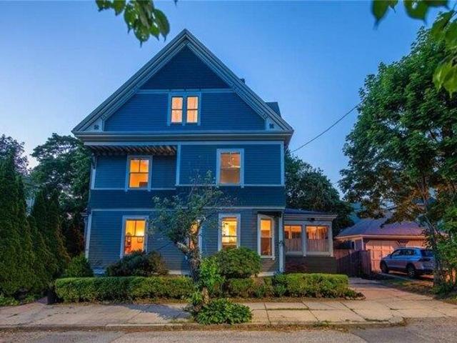 4 bedroom, Providence RI 02906 104849294