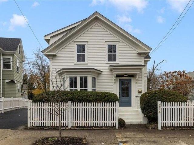 4 bedroom, Providence RI 02906 LS101603583