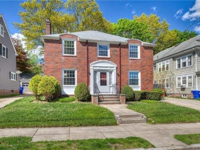 4 bedroom, Providence RI 02906 LS102410377