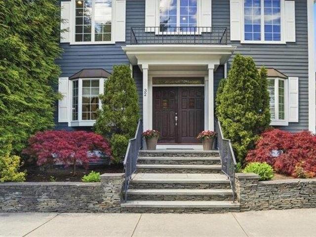 4 bedroom, Providence RI 02906 LS102726381