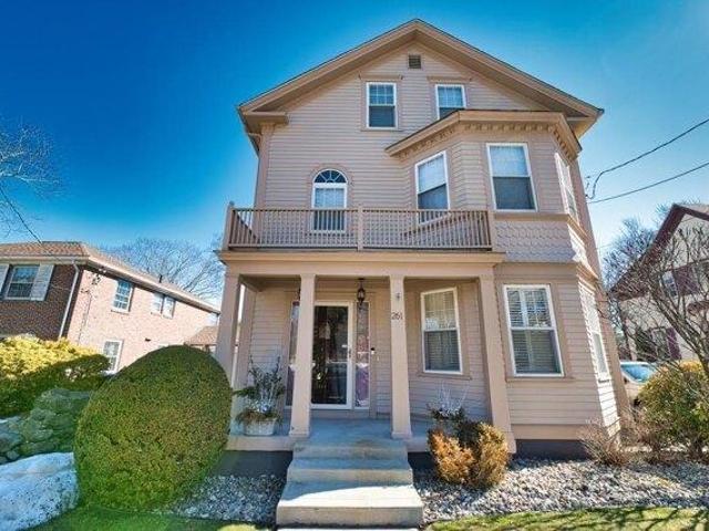 4 bedroom, Providence RI 02906 LS103017422