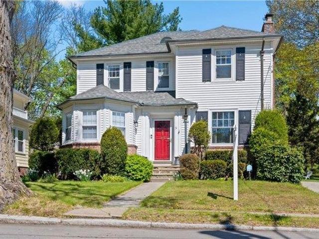 4 bedroom, Providence RI 02908 103220024