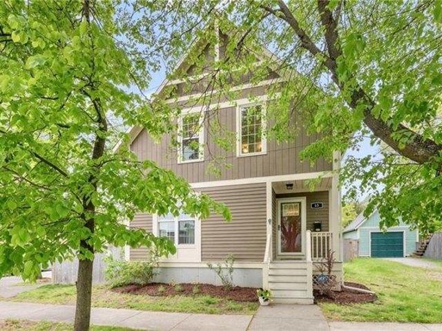 4 bedroom, Providence RI 02909 102445584