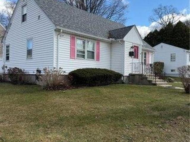 4 bedroom, Providence RI 02909 102212384