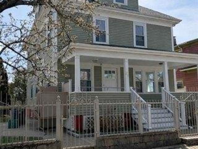 4 bedroom, Providence RI 02909 102345008