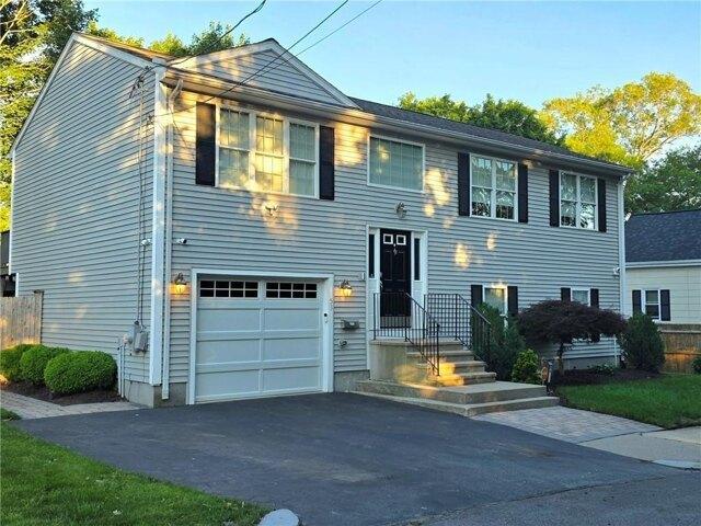 4 bedroom, Providence RI 02909 104691668