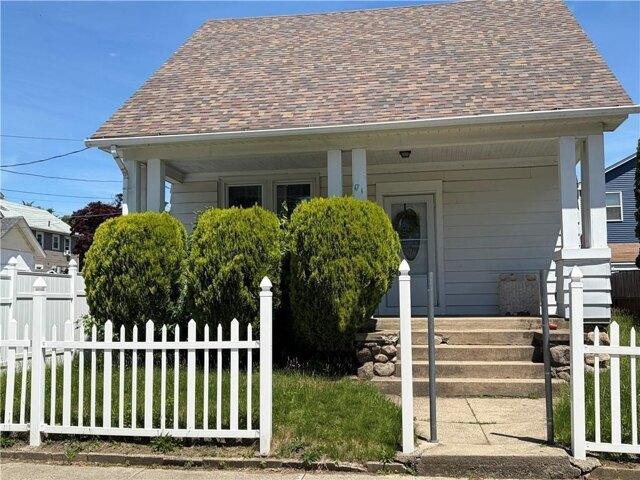 4 bedroom, Providence RI 02909 104691104