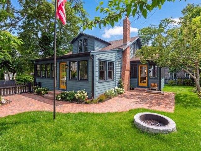 4 bedroom, Provincetown MA 02657 104790225