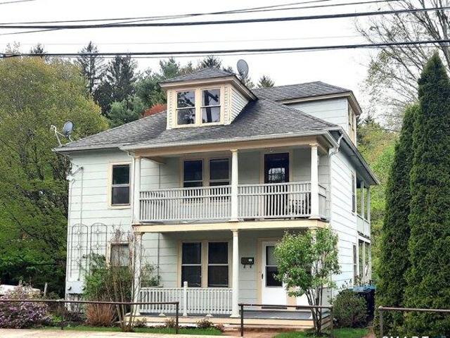 4 bedroom, Putnam CT 06260 102346117