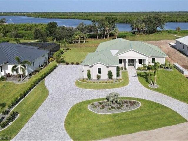 4 bedroom, Punta Gorda FL 33982 LS92406463