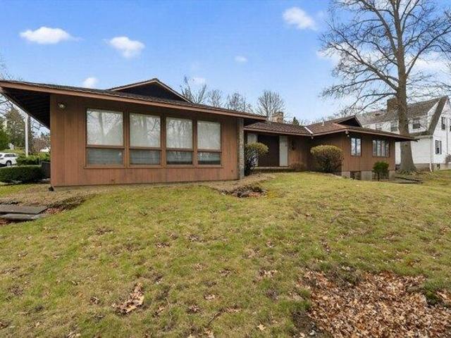 4 bedroom, Quincy MA 02169 101799862