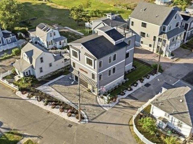 4 bedroom, Quincy MA 02169 103439571