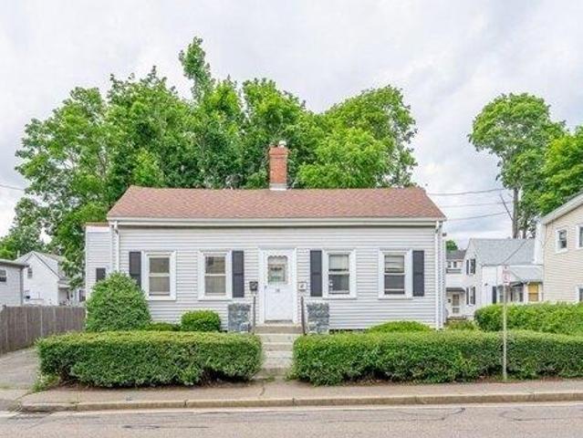 4 bedroom, Quincy MA 02169 105081711
