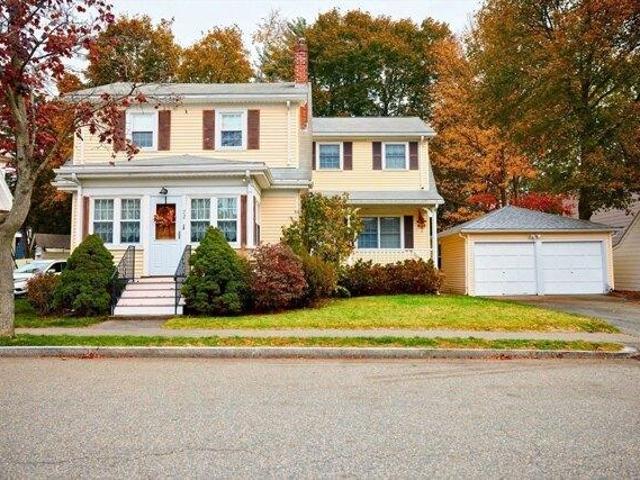 4 bedroom, Quincy MA 02170 LS102670081