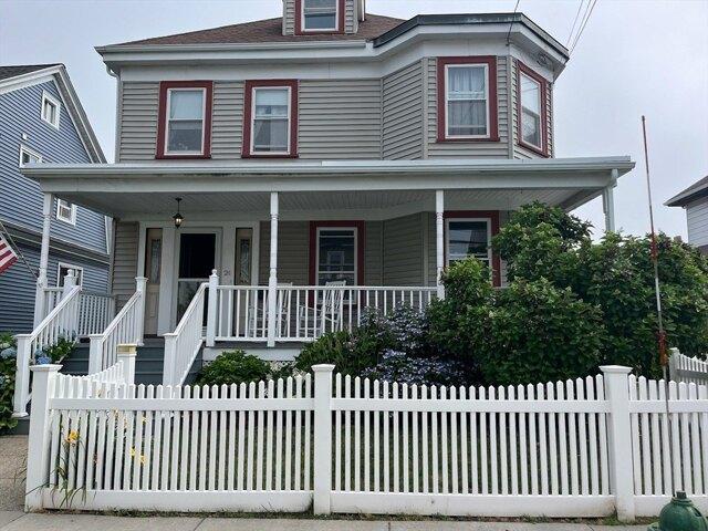 4 bedroom, Quincy MA 02170 104899007