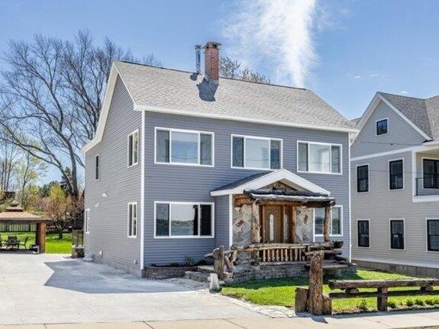 4 bedroom, Quincy MA 02171 LS102593742