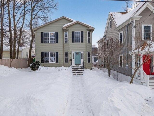 4 bedroom, Quincy MA 02171 104263787