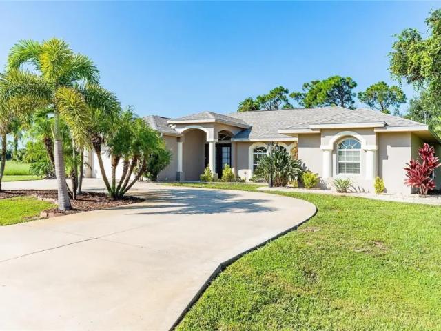 4 bedroom, Rotonda West FL 33947 102398382
