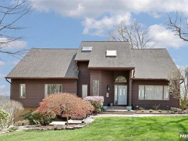 4 bedroom, Rockaway NJ 07435 LS102216338