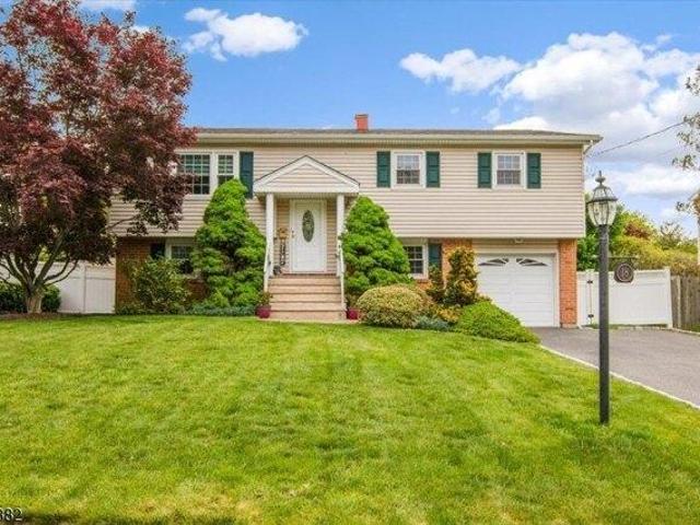 4 bedroom, Rockaway NJ 07866 105158149
