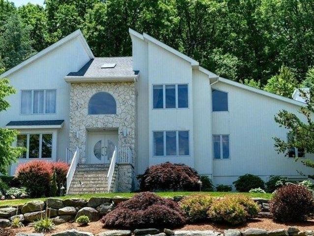 4 bedroom, Rockaway NJ 07866 89362421