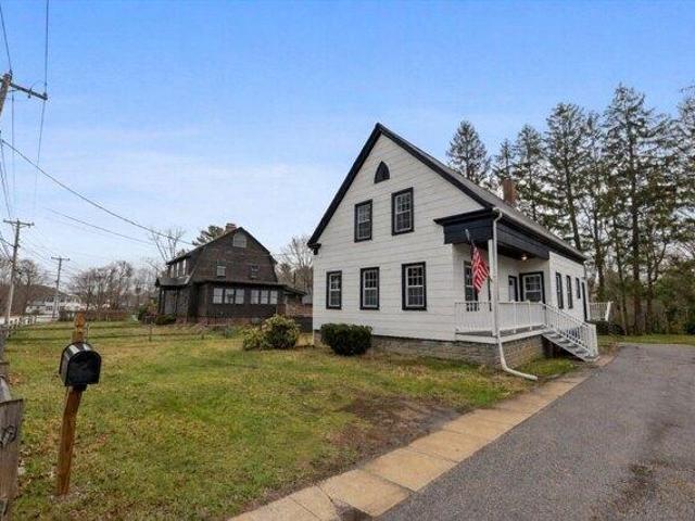 4 bedroom, Rockland MA 02370 LS103036161