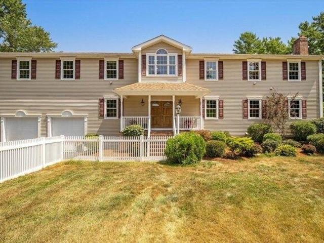 4 bedroom, Rochester MA 02770 104374920