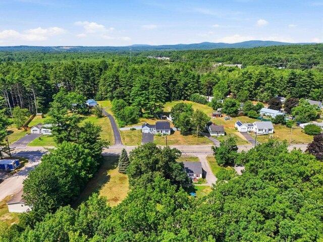 4 bedroom, Rochester NH 03868 104792138