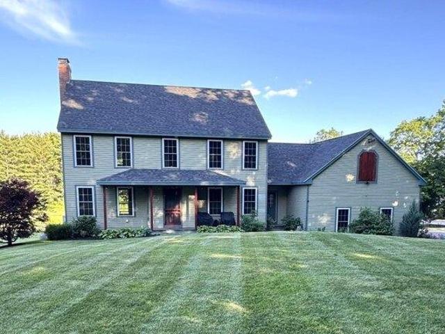 4 bedroom, Rollinsford NH 03869 104908882