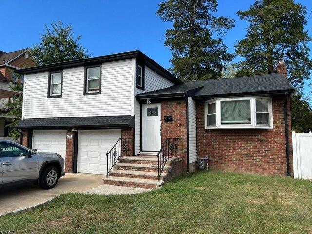 4 bedroom, Roselle NJ 07203 102279996