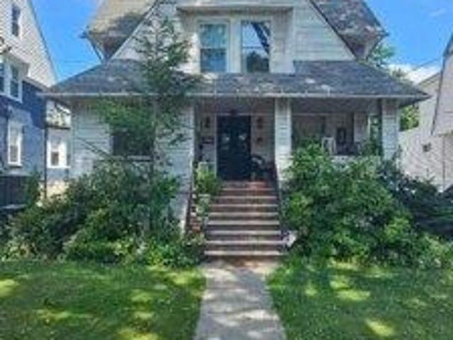 4 bedroom, Roselle Park NJ 07204 104192029