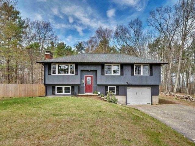 4 bedroom, Raymond NH 03077 LS103070344